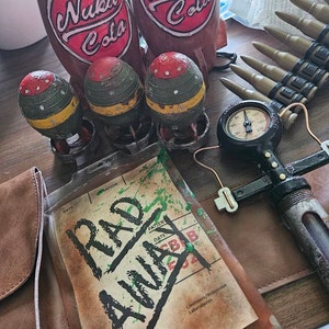Simple Baseball Desk Stand - Etsy