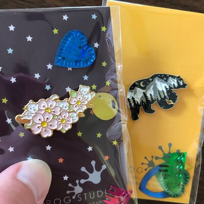 Astronaut Enamel Pin Astronaut Space Lapel Pins, Space Saturn Enamel Pins, Astronaut Gifts ...