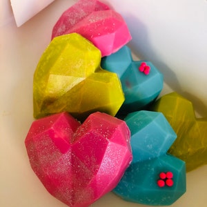 Diamond Heart 3D Cakesicle Silicone Mould - Cake Gems , Cake Hearts ...