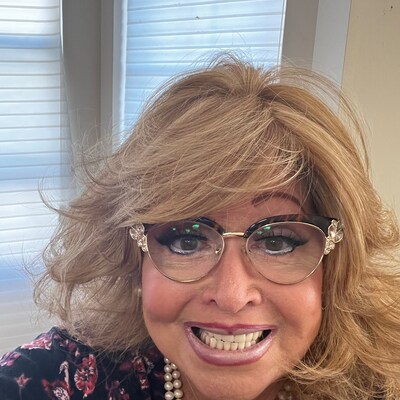 Fierce Magenta Pink With Blue Shimmer Bright Lipstick Stain Natural ...