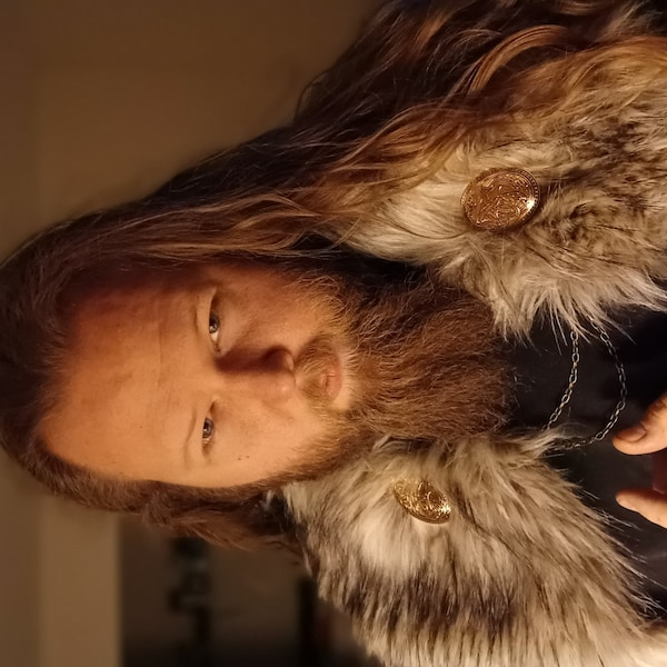 Norse Fur Mantle, Wild Wolf Fur Shoulder, Vegan Fur, Viking Mantle With ...