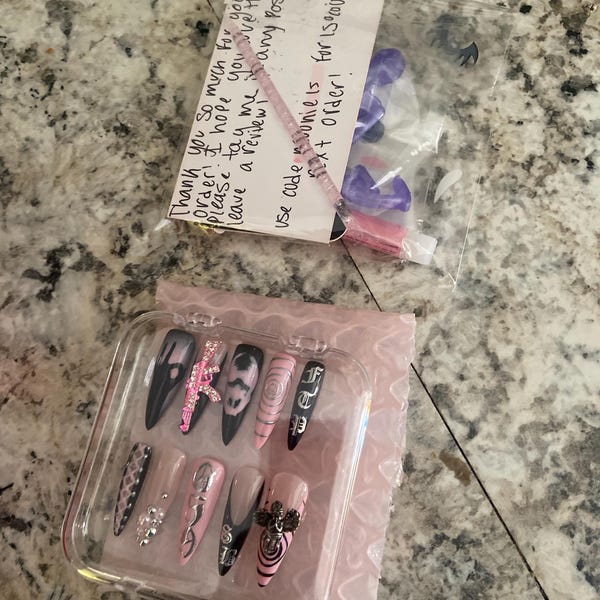 G59 Suicideboys Greyday Pink Camo Corset Marble Press on Nails | Custom ...