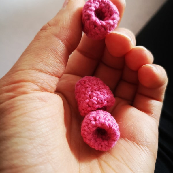 The Adorable Raspberry in 2 Sizes Crochet Pattern in English and German ...