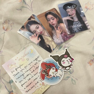 IVE Selfie/selca Photocards Wonyoung Yujin Gaeul Rei - Etsy