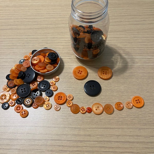 Buttons Galore Button Bonanza Colorful Craft & Sewing Buttons 1/2 Pound ...
