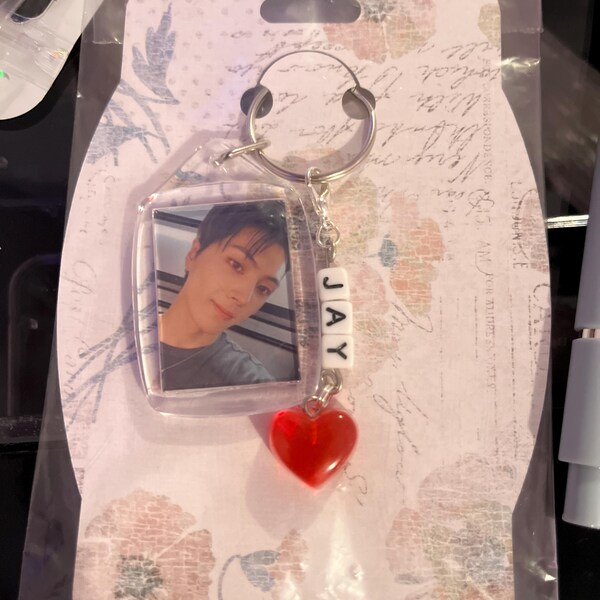 ATEEZ Mini Picket Keychains - Etsy