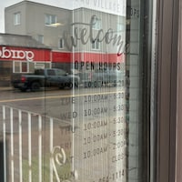 Custom QR Code, Scan Me QR Code Custom Text, Social Media Window Wall ...