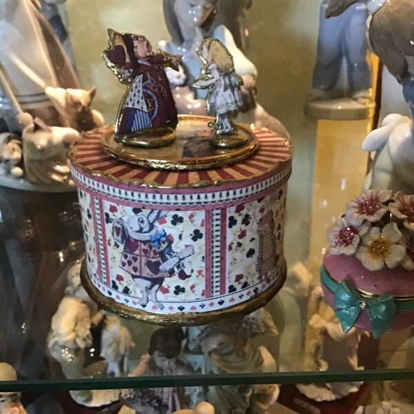 White Metal Shabby Chic Heart Tray, Boudoir, Bedroom Decor, Dressing ...