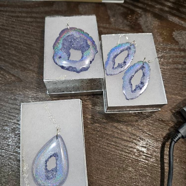 Opal Geode Pendant/agate Geo Druzy Statement Jewelry/iridescent Intense ...