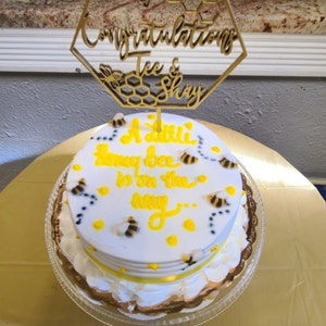 Custom Bee Cake Topper, Personalized Honeycomb Cake Topper, Bee Themed ...