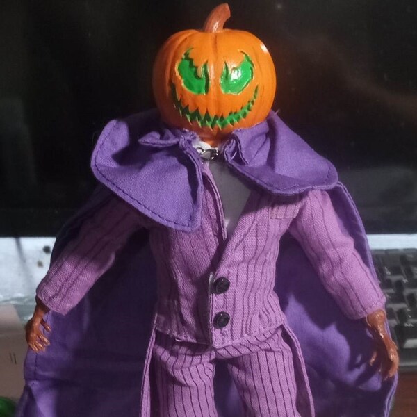 Custom 1/9th 8 Inch Mego Scale Spider-man Foe Cletus Kasady Carnage ...