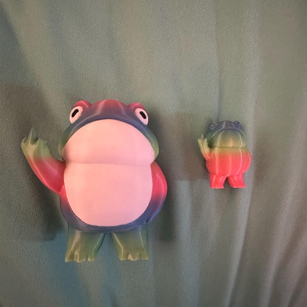 Collapsing Middle Finger | Gag Gift | Desk Toy | Fun Fidget Toy ...