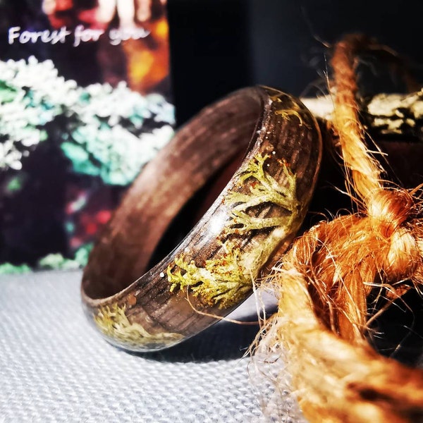 Lichen Wooden Winter Ring, Wood Forest Ring, Nature Moss Wedding Rings ...