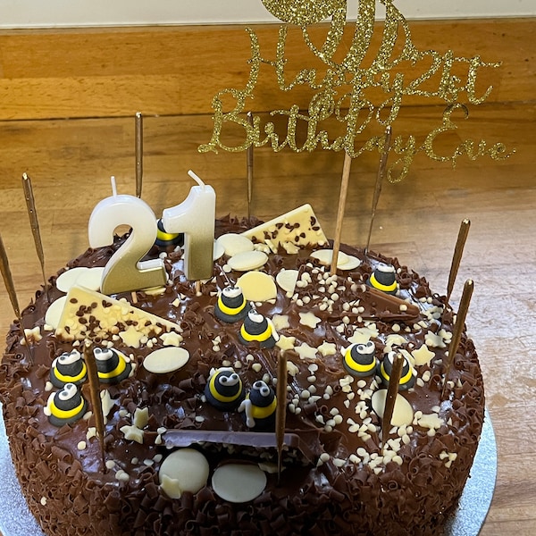 Edible Sugar Bees- Fabulous & Handmade in the UK! - Etsy