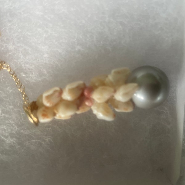 Niihau Shell Necklace: Hawaii Sunrise Shell, 14kt Gold-filled Hook - Etsy