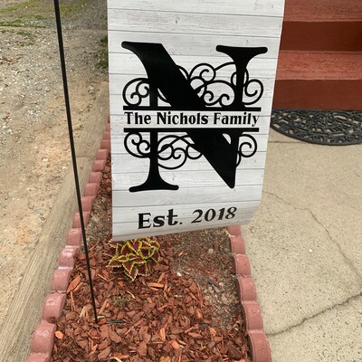 Personalized Garden Flag, Monogram House Flag, Farmhouse Style, Spring ...