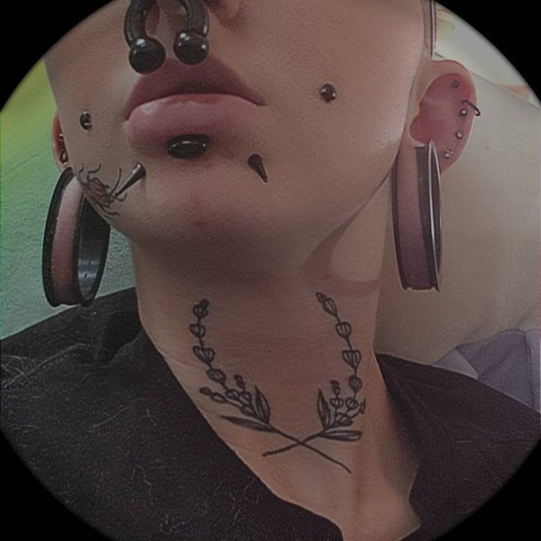 Custom PTFE Round Labret With Curved T-back Choose Your Length for ...