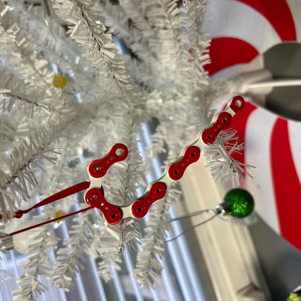 Christmas Tree Bicycle Ornament. Hand Made From Recycled Bicycle Chain ...