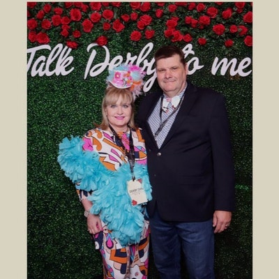 Demonstration or Example of Sizes of Top Hats for Chiki Bird Hat Studio ...