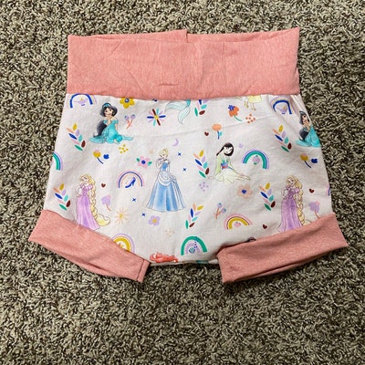 Essential Stretch Bummies Shorts Sewing Pattern & VIDEO Tutorial How to ...