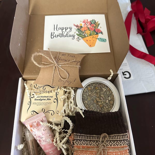 Mothers Gift Box, Gift Box for Grandma, Birthday Gift Set, Self Care ...