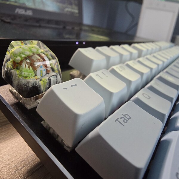 Custom Hollow Knight Artisan Keycap, Resin Keycap for Handmade Gift ...