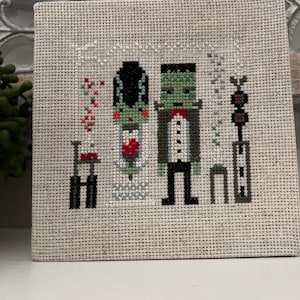 William the Worm Labyrinth Cross Stitch Ello Worm Modern Cross Stitch ...