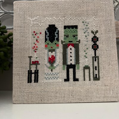 William the Worm Labyrinth Cross Stitch Ello Worm Modern Cross Stitch ...
