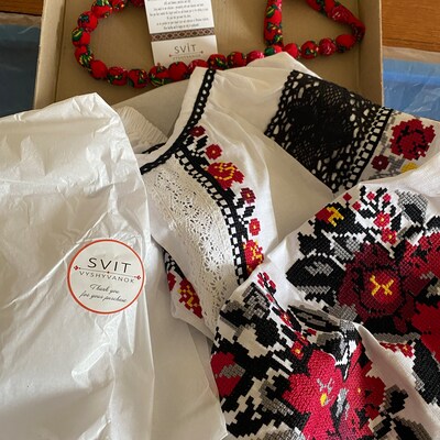 Zelensky's Embroidered Linen Shirt, Military Shirt, Shirt With Tanks ...