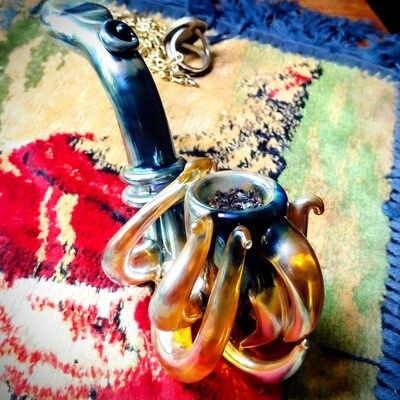 7.5 Alien Metallic Spikes Sherlock Glass Pipe Pipe Glass Pipes Pipes ...