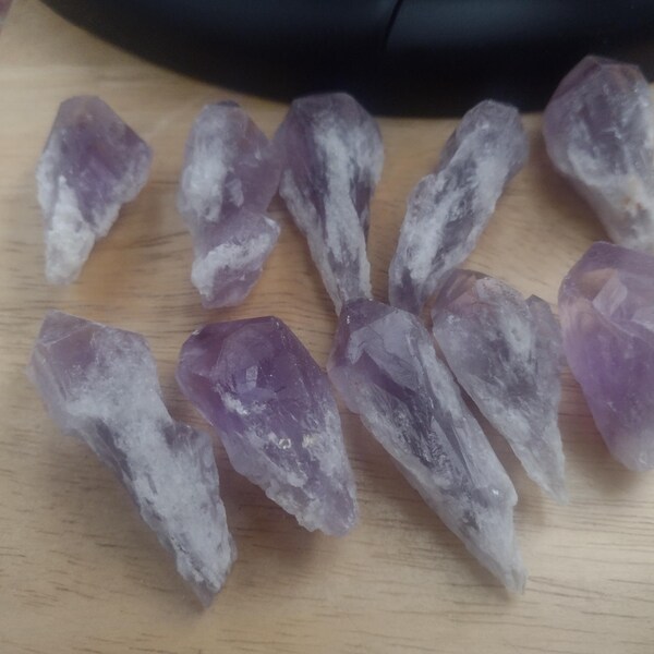 2.1 Lbs Crystal Points . Quartz Points Crystals From Brazil , Quartz ...