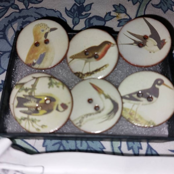 Set of 8 William Morris Design, Medium 22mm approx 3/4 Inch, Handmade ...