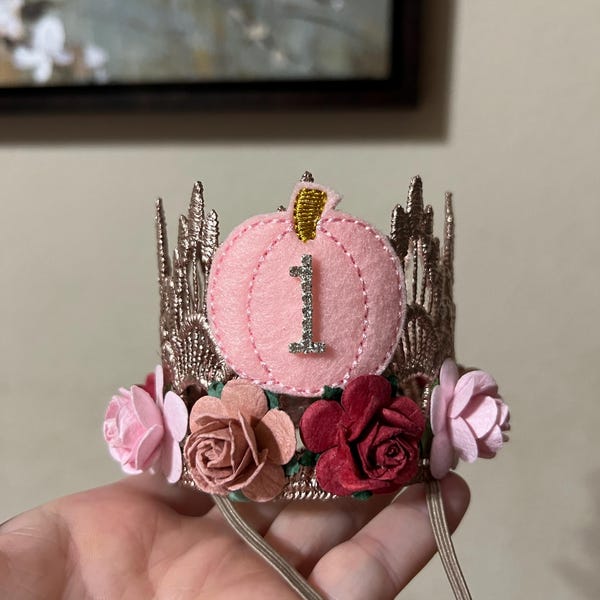 Set of 4 TINY Crowns for Tiny Pets Photo Props - Etsy