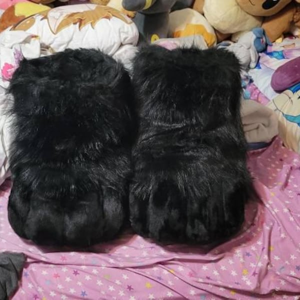 Furry Paws With Star Pattern and Colorful Style | Fluffy Fursuit ...