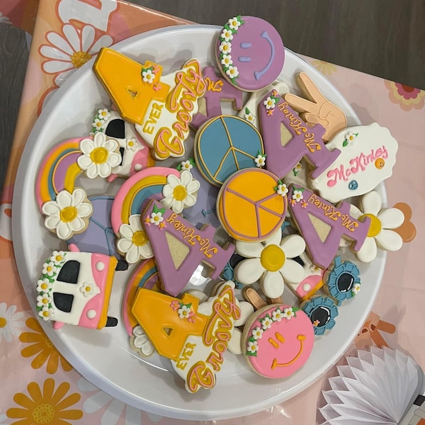 Groovy Cookie Cutter Set - Etsy