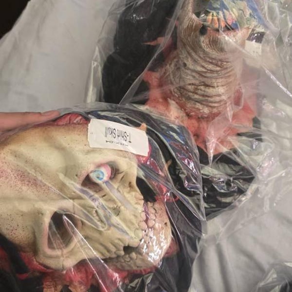 Critters Horror Movie Prop Hand Puppet / Halloween Display - Etsy