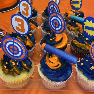 Set of 12 Target Themed Cupcake Toppers - Etsy