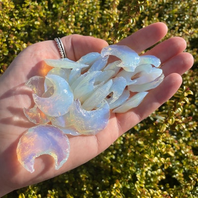 50 Pieces Opal Moonstone Opalite Moonstone Opal Crescent Moon Pocket ...