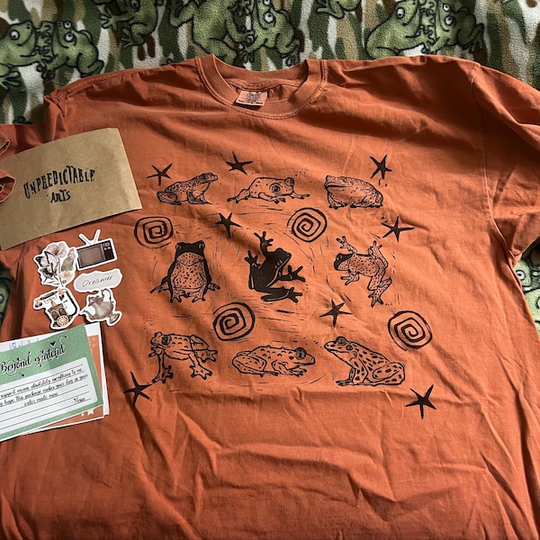 Hand Printed Frog Shirt: Block Print Tee - Etsy
