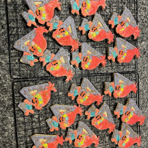 Num Noms Cheesy Gogo, Becca Bacon and Maple Cakes Cookie Cutters. Throw ...