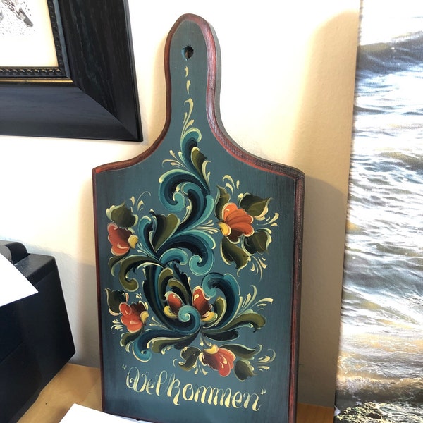 Norwegian Rosemaling ~ Wooden Bowl ~ Valdres Style ~ Cathy Koball ...