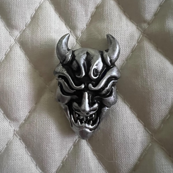 Fan Designed the Expanse Amos Oni Cosplay Pin - Etsy