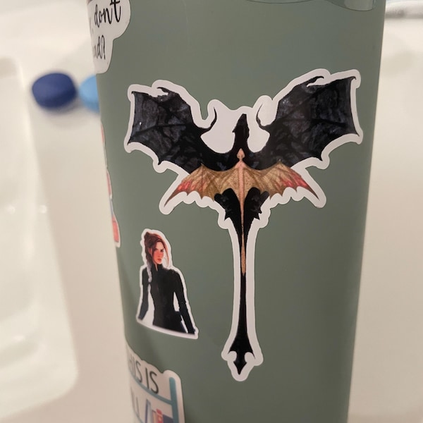 Fourth Wing, Violet Sorrengail, Xaden Riorson, Rhiannon, Liam, Rebecca ...