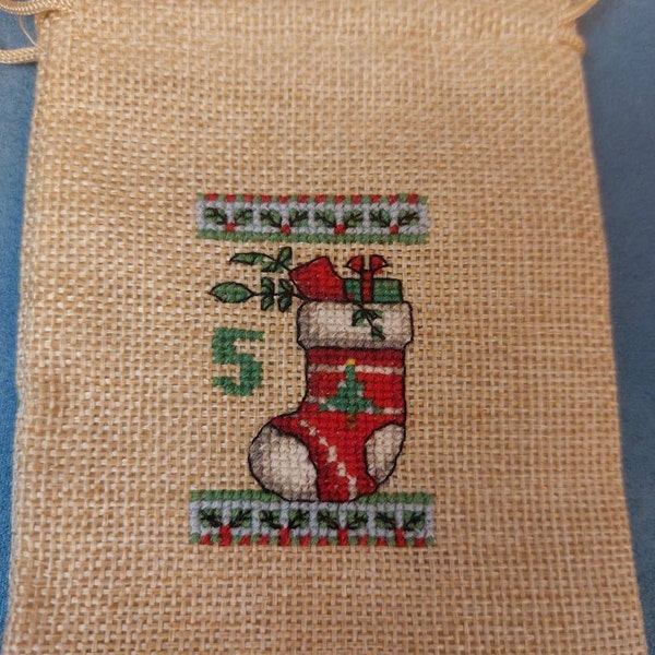 Reindeer Ornaments Set 2 - Durene J Cross Stitch - DJXS2457B - Etsy