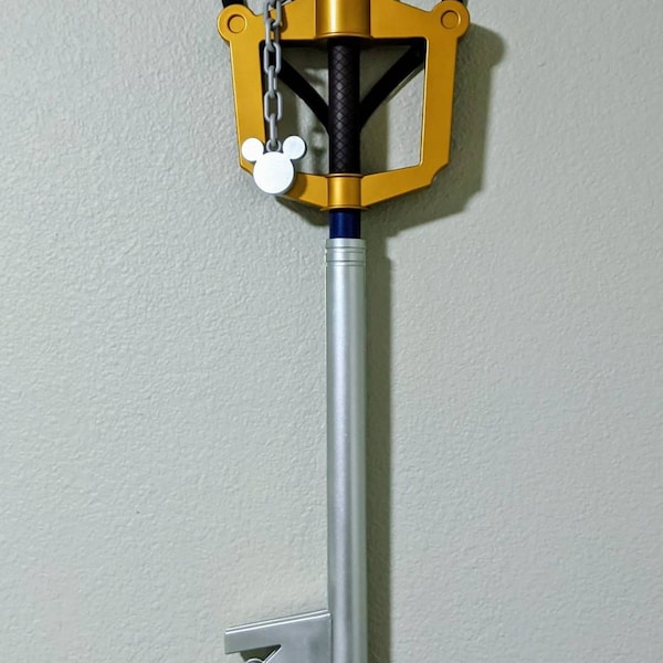 Keyblade Heart Mount - Etsy