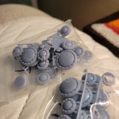 Ribbon Seals Skull Resin Bits for Use With Warhammer, 40K, D&D, Rpgs ...