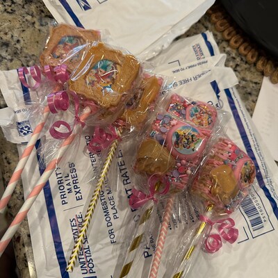 Frozen Chocolate Covered Oreos, Princess Party, Party Favors, Frozen ...