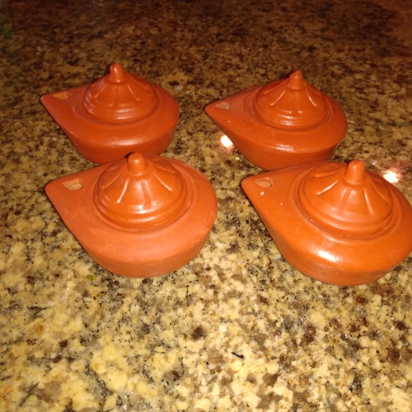 Clay Lamps Diyas Home Room Décor Oil Lamp Handmade Round Decorated ...