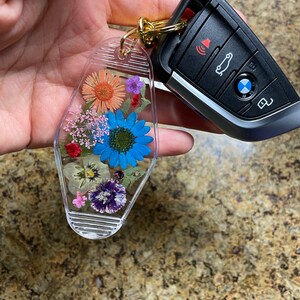Pressed Flower Retro Motel Keychain Custom Keychain Pressed Flower ...