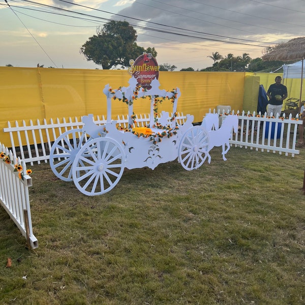 Decorative Carriage | Victorian Carriage | Princess | Birthday Idea ...